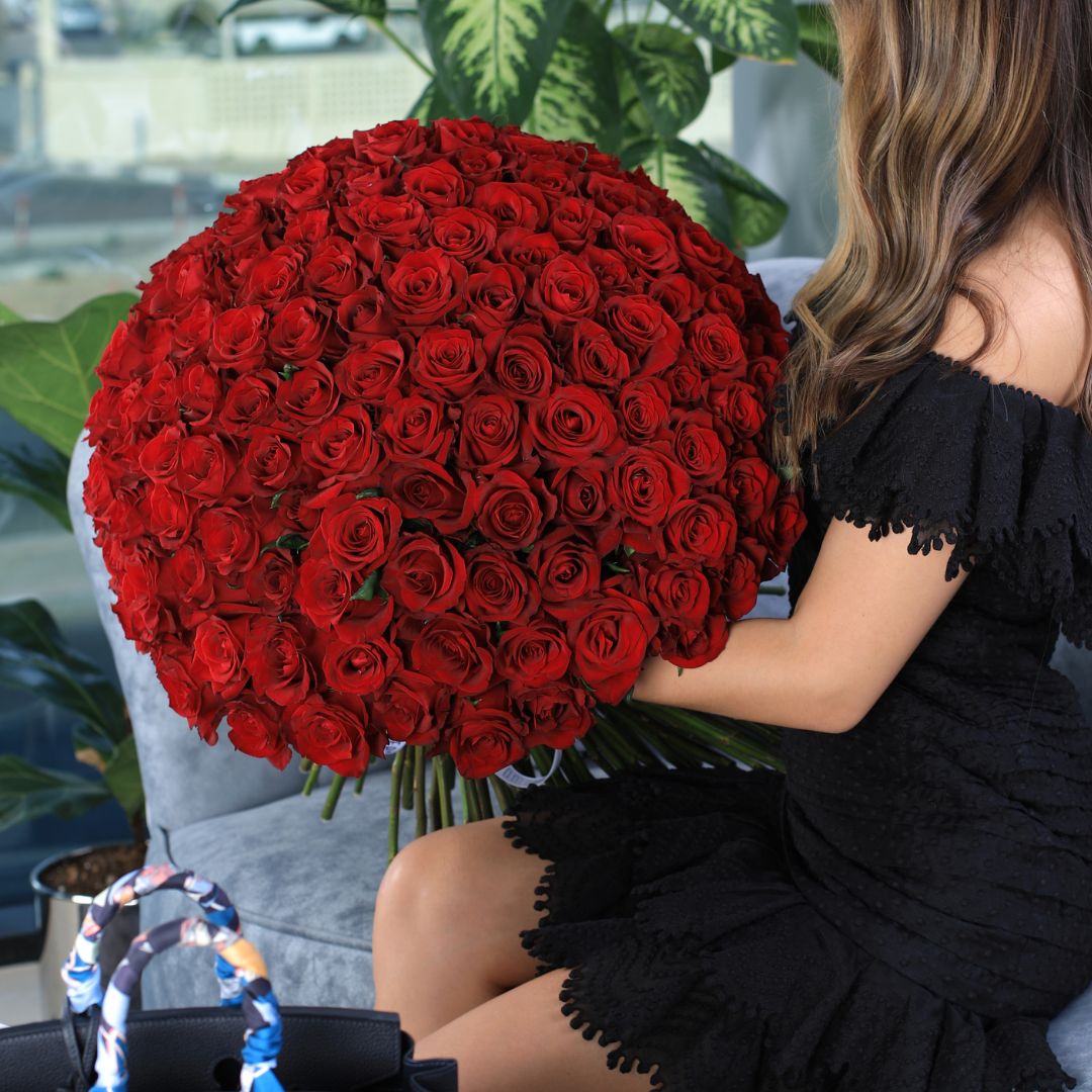 Seductive Red Roses Bouquet - Flower Delivery Dubai, UAE