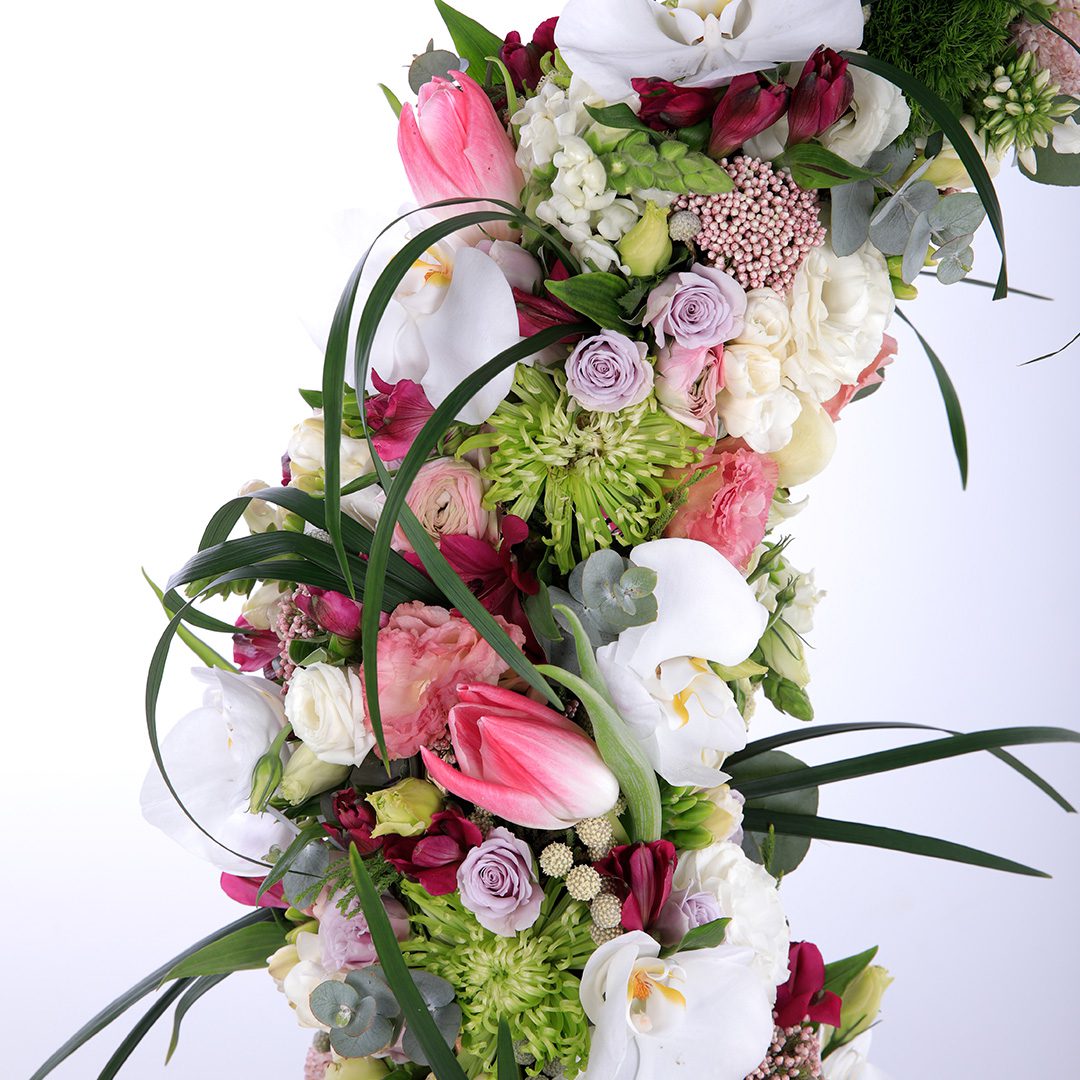 Artistic Moonlight - Crescent Flower Arrangement | BTF.ae