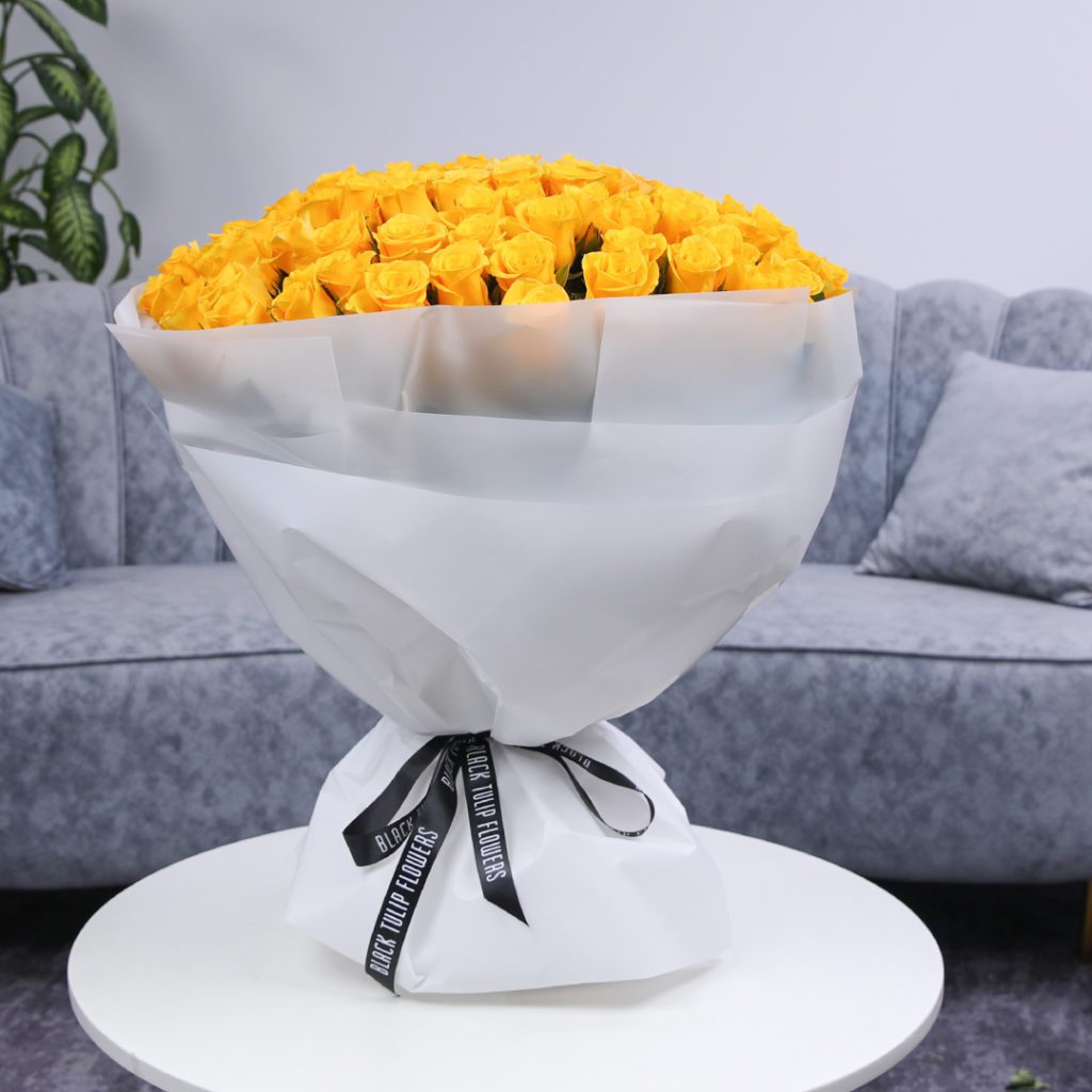 Yellow Shiny Roses - Flower Delivery Dubai, UAE