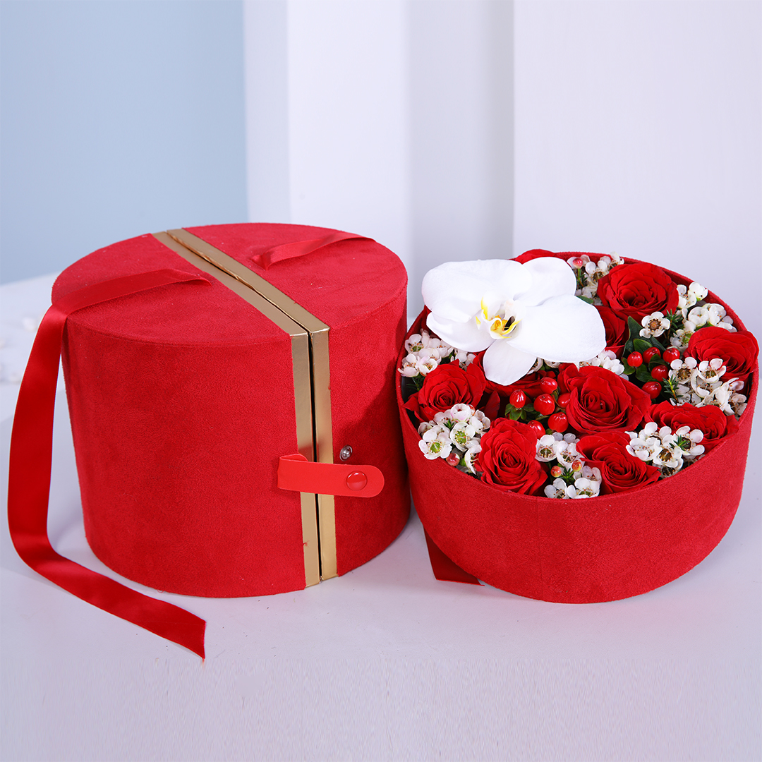 Secret Red Box | Valentine's Day Flower Delivery | BTF.ae