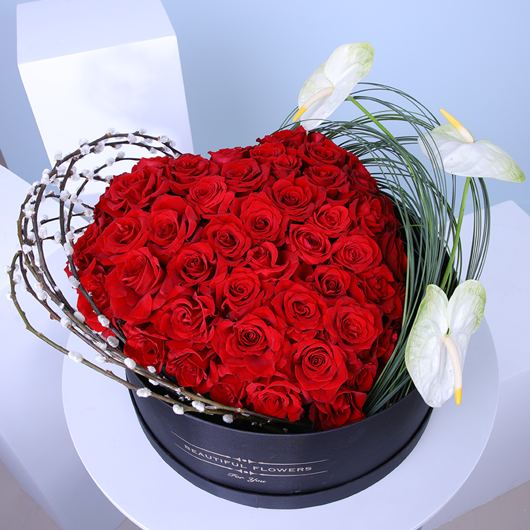 Red Rose Sleek black | Valentine's Day Special Flower Box | BTF.ae