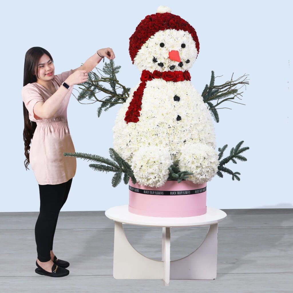 Snowman-Shaped Decor | Festive Red & White Rose Arrangement