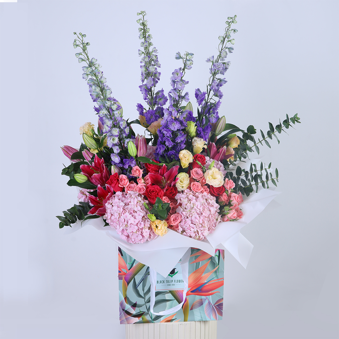 Mixed Flower Box | Pastel flowers