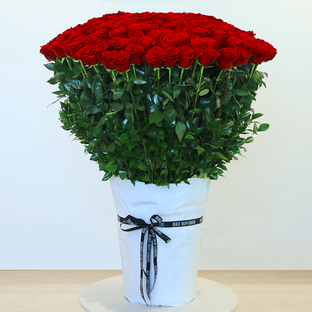 Red Rose Wrap | Timeless Flower Bouquet