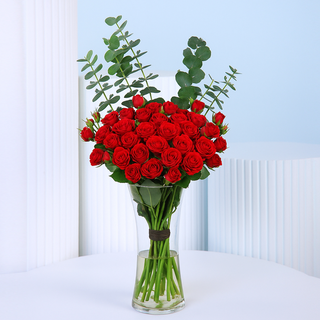 20 Stems Red Spray Roses | Vase Arrangement