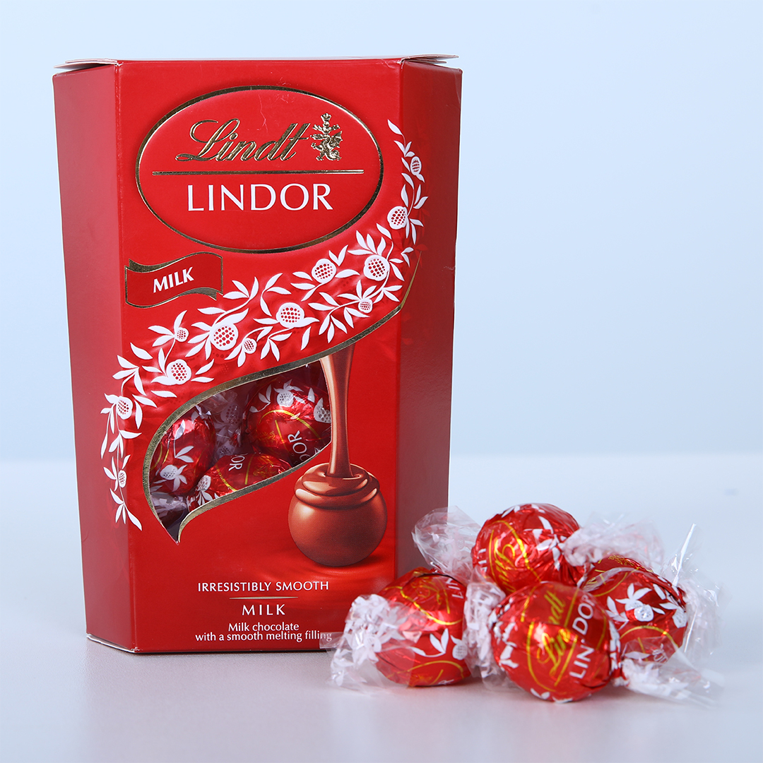 Lindor Milk Chocolate 200g | Chocolates Online