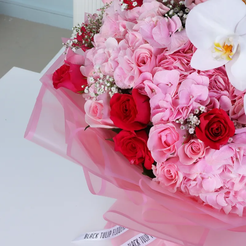 The Grand Pink Arrangement | Grand Floral Gift